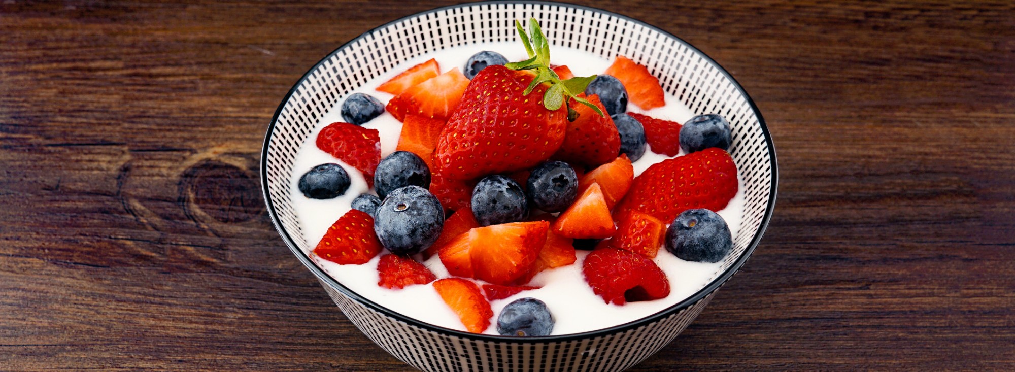 Ad of the Week - 'Mullerlicious' - Stratton Craig - Global Copywriting ...